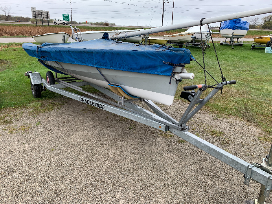 RS400 | Quiet Waters Sailboats